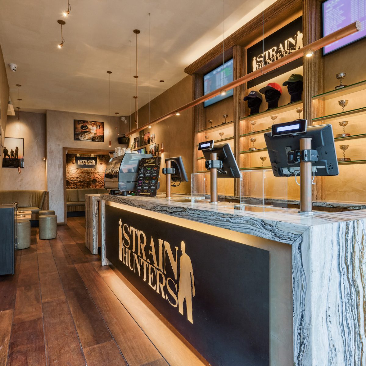 Strain Hunters Coffeeshop – Green House Coffeeshops – Amsterdam